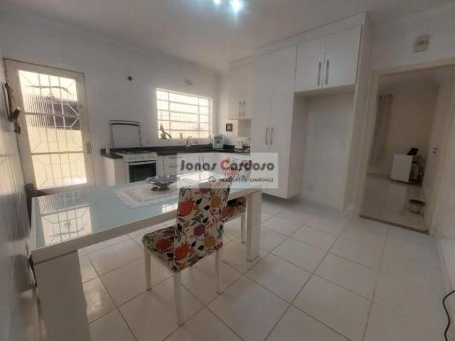 Casa à venda em Mogi das Cruzes SP, Chácara Jafet: 2 suítes, 1 sala, 2 vagas, 170m². Venha conferir!