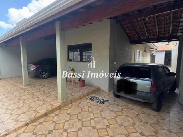 casa à venda em Mogi Guaçu SP, Jardim Veneza: 4 quartos, 2 salas, 2 banheiros, 6 vagas