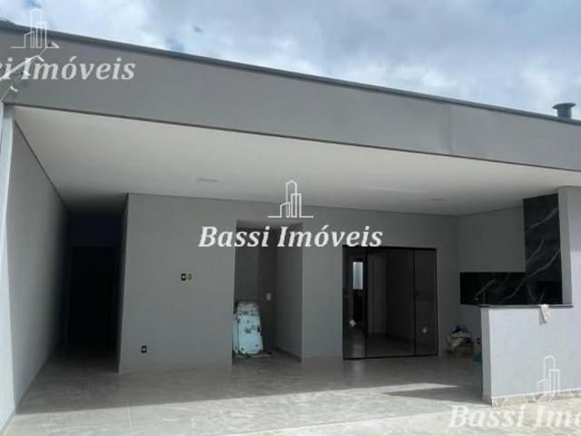Casa à venda em Mogi Guaçu SP, Parque Cidade Nova! 2 quartos, 1 suíte, 2 salas