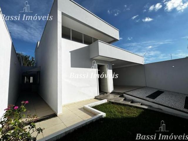 Casa à venda em Mogi Mirim SP, Jardim Patrícia, 3 quartos, 1 suíte, 2 banheiros, 2 vagas, 195,82 m²