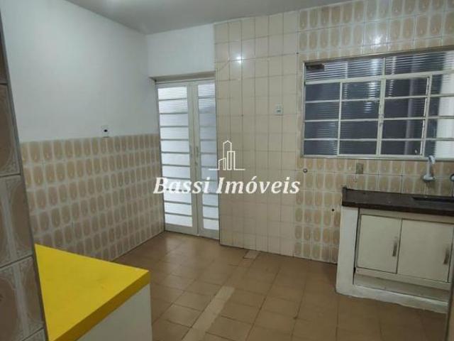 Casa à venda em Mogi Mirim SP na Vila Bianchi: 3 quartos, 1 suíte, 2 salas, 1 banheiro, 2 vagas de g