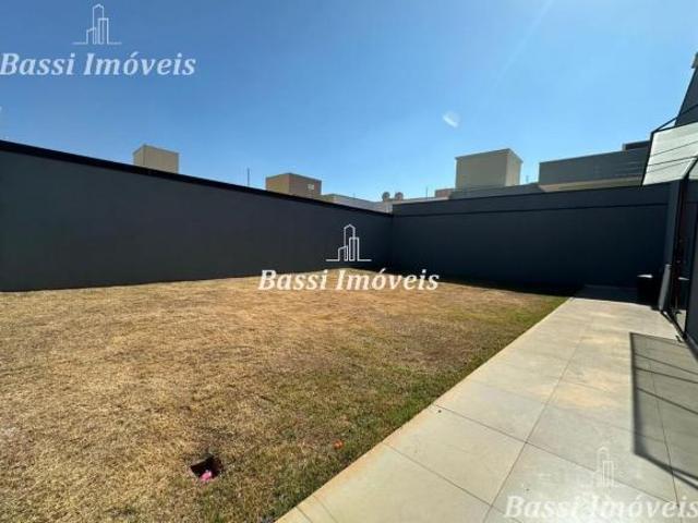 Casa à venda em Mogi Mirim SP, Residencial do Bosque: 3 quartos, 1 suíte, 2 salas, 300m² de área tot