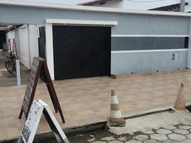 Casa à venda em Mongaguá