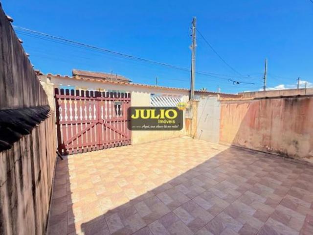 Casa à venda em Mongaguá, Flórida Mirim, com 2 quartos, com 68 m²