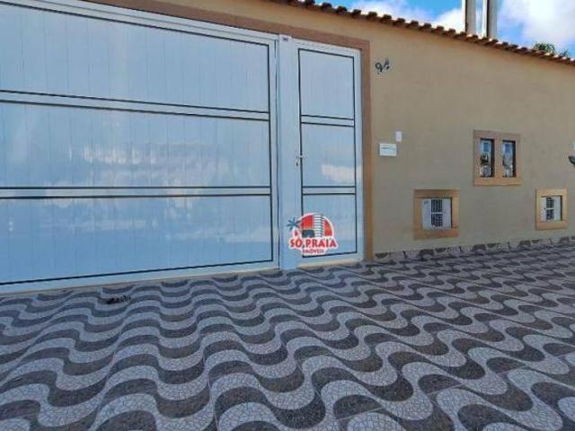 Casa à Venda em Mongaguá no Aguapeú – 3 Dormitórios, Piscina e Próxima ao Mar