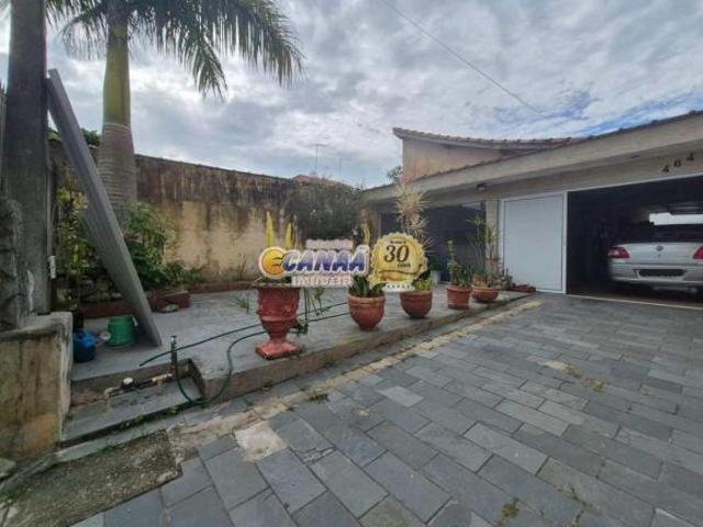 Casa à venda em Mongaguá SP Com edícula!