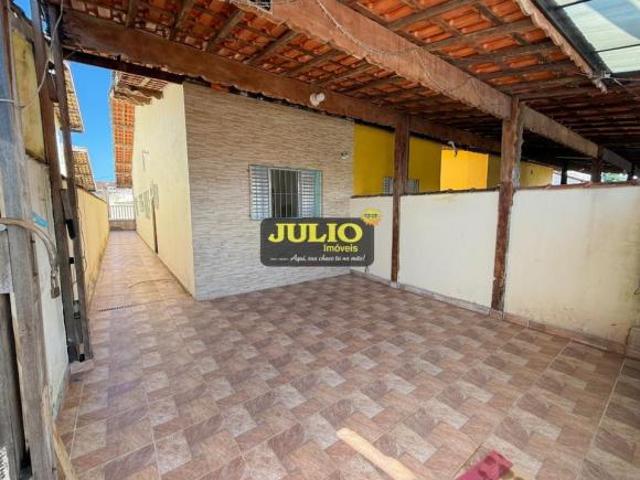 Casa à venda em Mongaguá, Plataforma I, com 2 quartos, com 77.5 m²