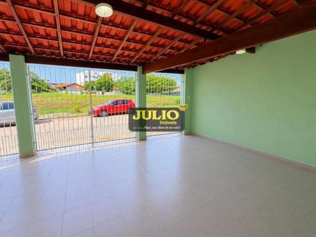 Casa à venda em Mongaguá, Vila Atlântica, com 2 suítes, com 70 m²