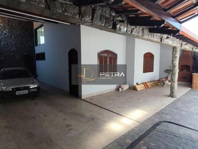 Casa à venda em Monte Castelo