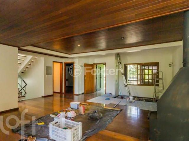 Casa à venda em Morro Santana com 400 m², 3 quartos, 1 suíte, 6 vagas