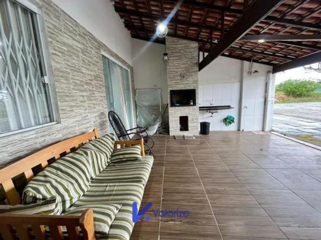 Casa a venda em Matinhos 400 Metros do Mar