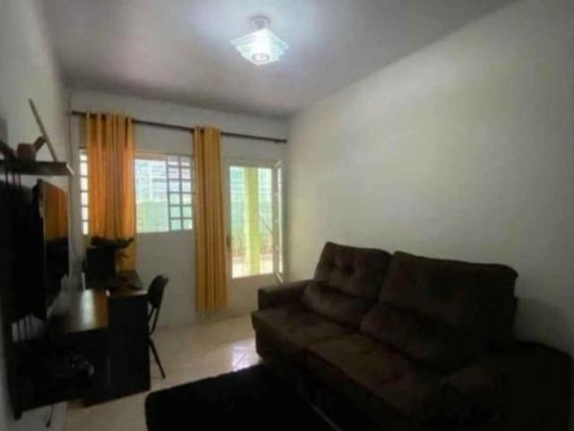 CASA À VENDA EM MAUÁ