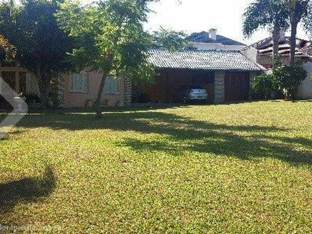 Casa à venda em Mauá