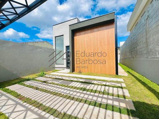 Casa à Venda em Mairiporã/SP