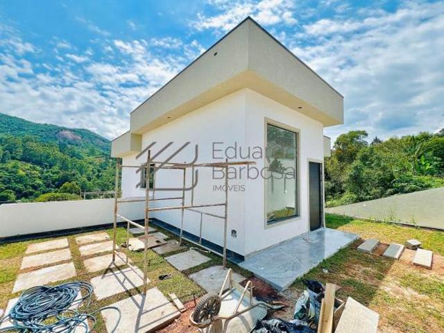 Casa à Venda em Mairiporã/SP