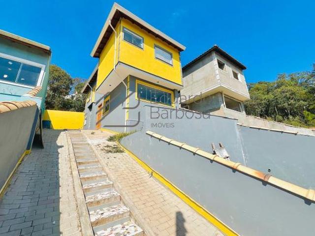 Casa à Venda em Mairiporã/SP