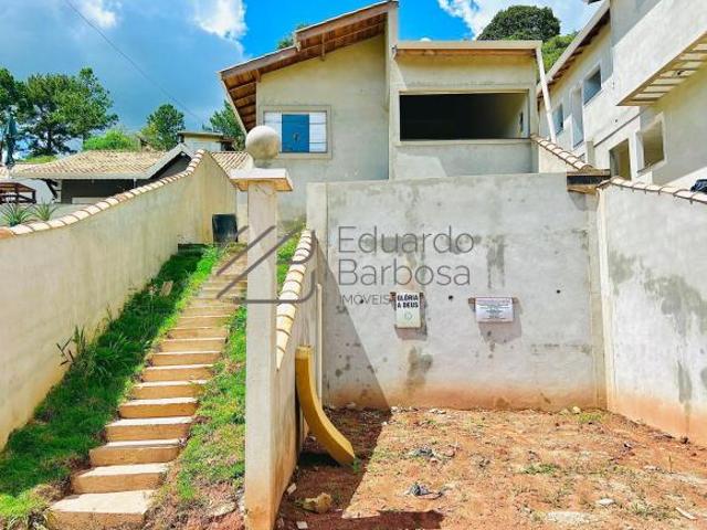 Casa à Venda em Mairiporã/SP