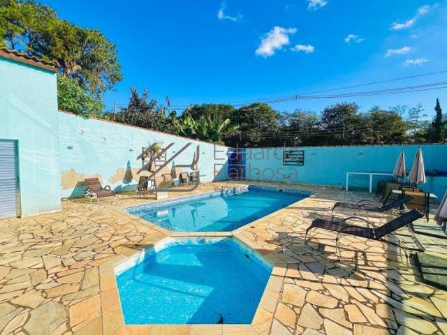 Casa à Venda em Mairiporã/SP