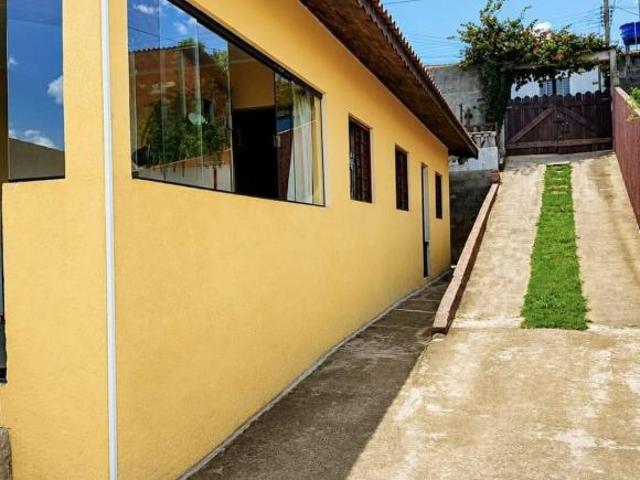 Casa a venda em Mairiporã terra preta próximo a comércios e industrias