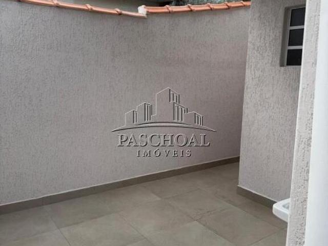 Casa à Venda em Maracanã, Praia Grande SP