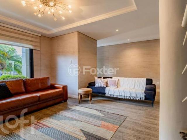 Casa à venda em Marechal Rondon com 218 m², 3 quartos, 1 suíte, 2 vagas