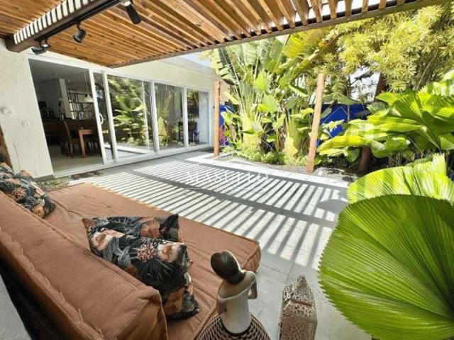 Casa à venda em Maresias