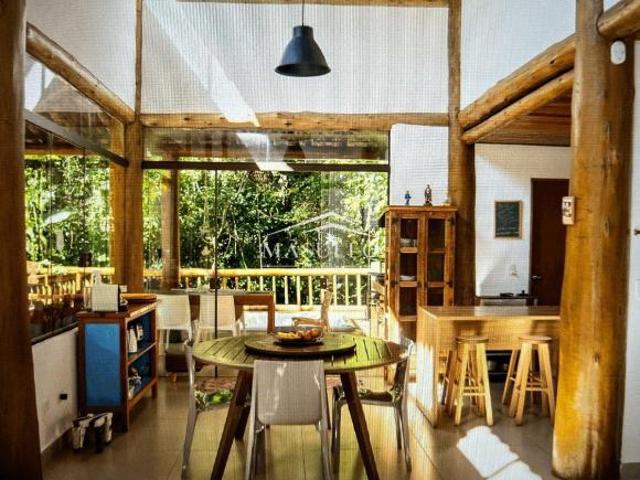 Casa à venda em Maresias