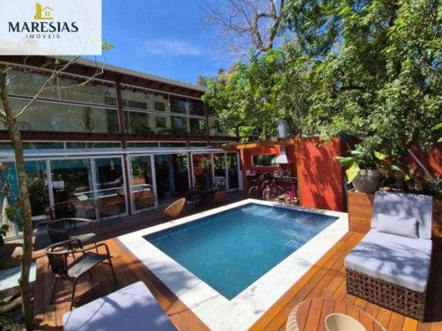 Casa à venda em Maresias