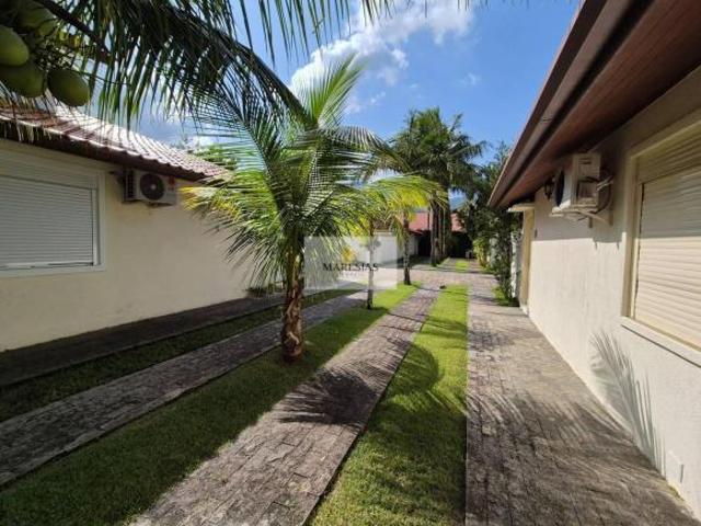 Casa à venda em Maresias