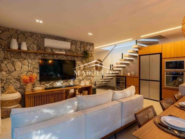 Casa à venda em Maresias