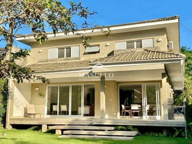 Casa à venda em Maresias