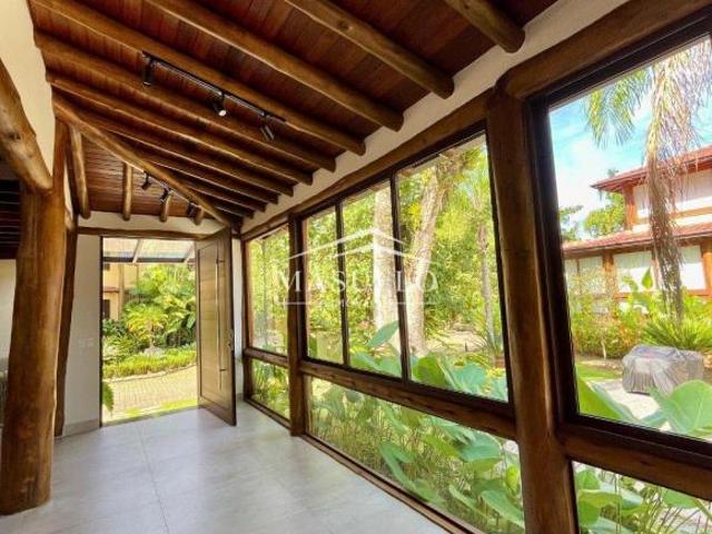 Casa à venda em Maresias