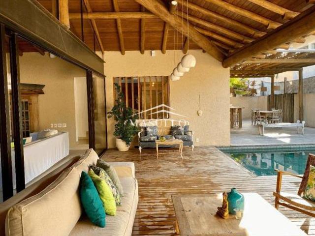 Casa à venda em Maresias
