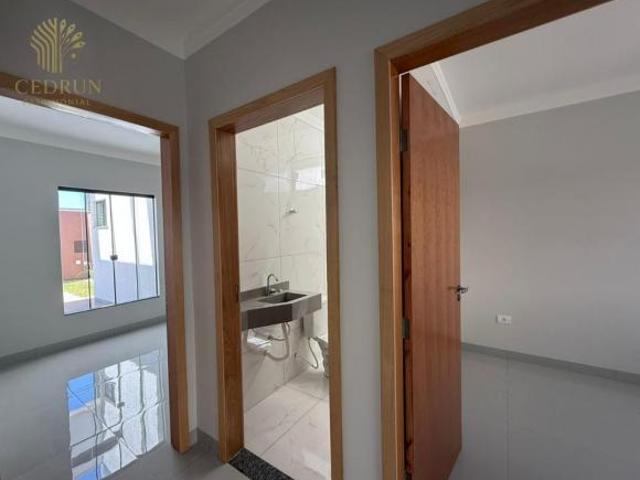Casa à venda em Maringá, Jardim Paulista IV, com 3 quartos, 80 m², terreno de 200 m²