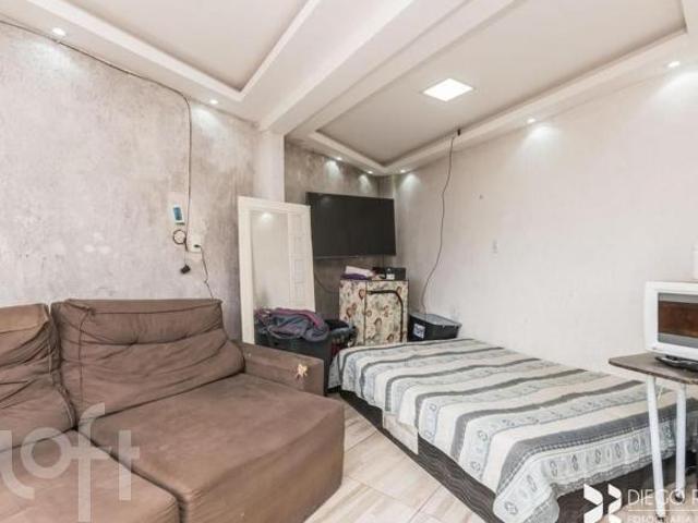 Casa à venda em Mário Quintana com 80 m², 2 quartos, 2 vagas