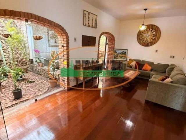 Casa à venda em Mariana