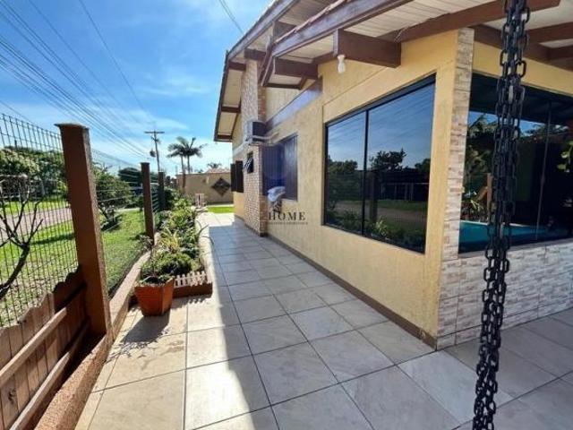 Casa à venda em Mariluz!