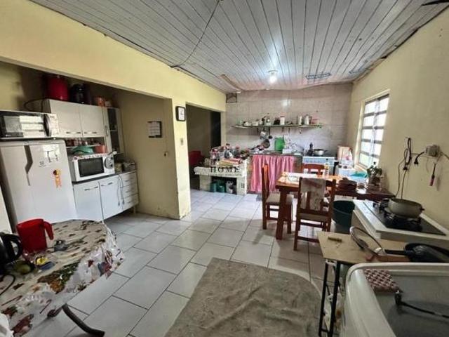 Casa à venda em Mariluz!