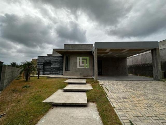 Casa à venda em Medeiros