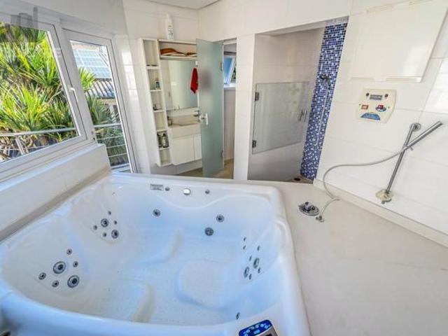 Casa à venda em Menino Deus