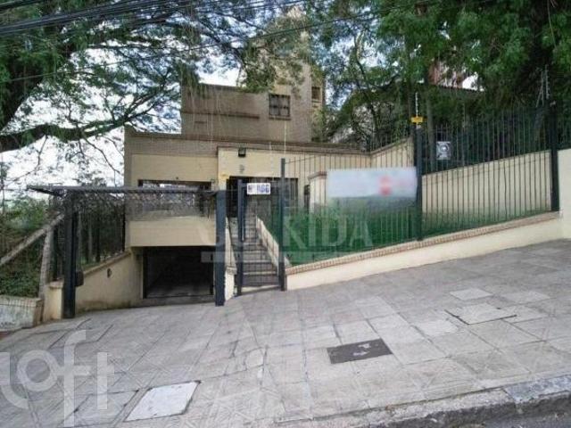 Casa à venda em Menino Deus com 373 m², 4 quartos, 1 suíte, 3 vagas