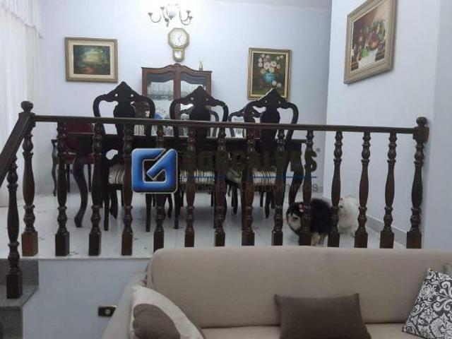 Casa à venda em Nova Gerty São Caetano do Sul — 4 dorms, 2 suítes e área gourmet