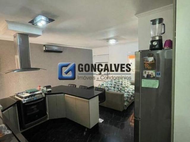 Casa à venda em Nova Gerty, São Caetano do Sul – Financiamento Aceito