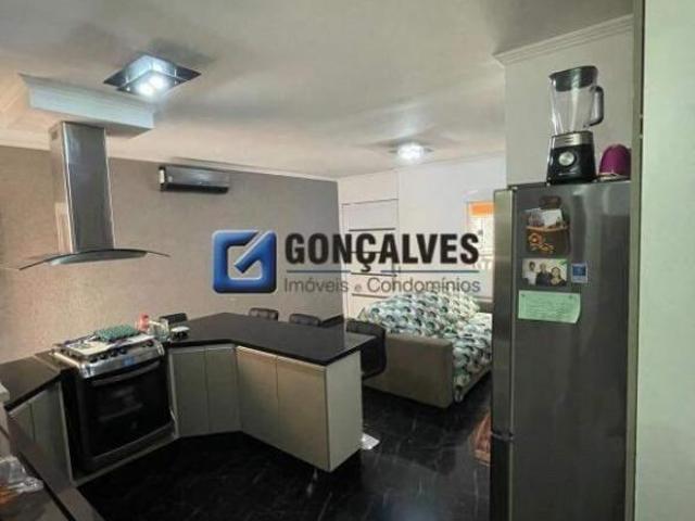 Casa à venda em Nova Gerty, São Caetano do Sul – Financiamento Aceito