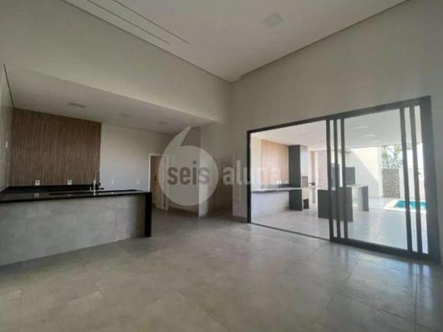 Casa à Venda em Nova Odessa 3 Suítes no Engenho Velho