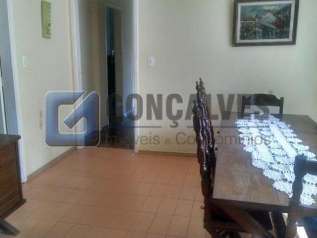 Casa à Venda em Nova Petrópolis, São Bernardo do Campo – 3 quartos, 1 suíte e 4 vagas