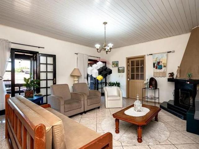 Casa a Venda em Novo Hamburgo
