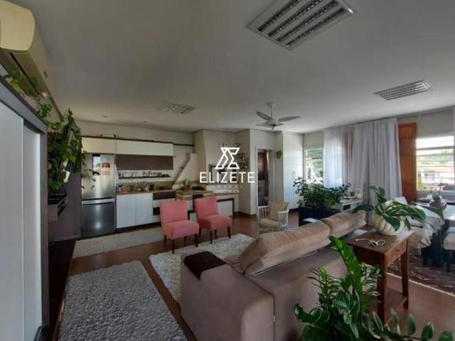 Casa à venda em Novo Hamburgo Boa Vista Com closet, hidromassagem e vista panorâmica
