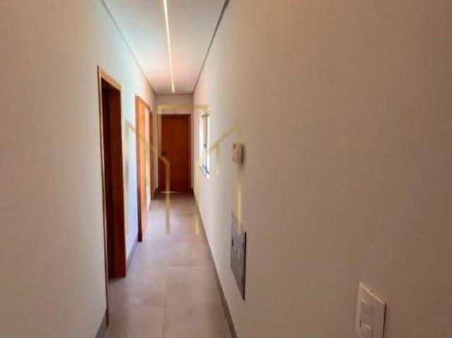 Casa à venda em Novo Mundo