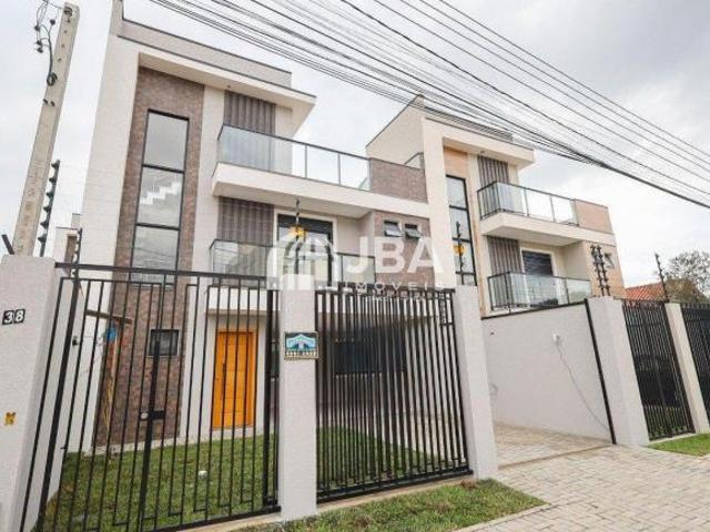 Casa à venda em Novo Mundo